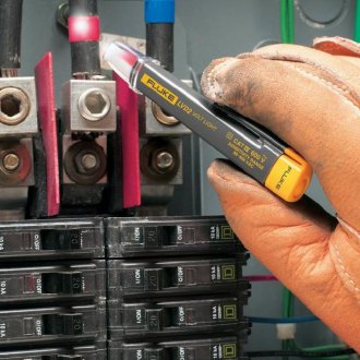 Fluke Electronics Corporation™ - Multimeters, Clamp Meters, Testers ...